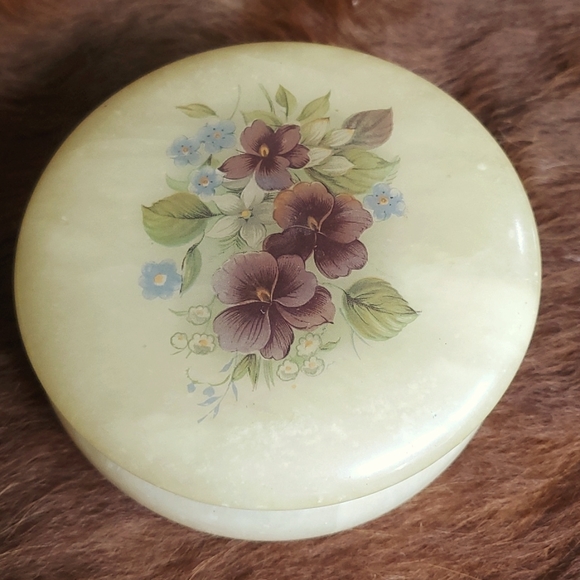 Source Unknown | Accents | Vintage Genuine Alabaster Hand Carved ...